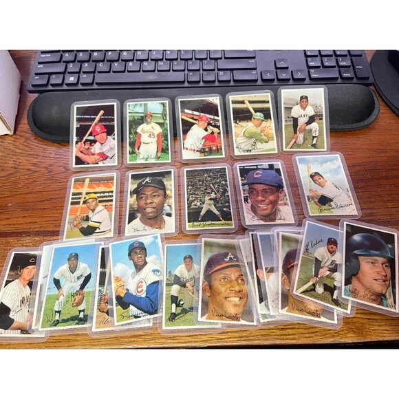 Toys | 1971 Dell Baseball Lot Of 24 Laminated Clemente Aaron Bench Mays ...